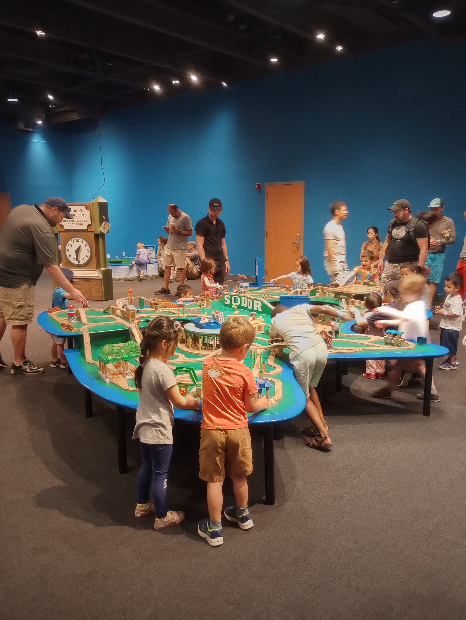 Navigating the Liberty Science Center with Neurodivergent Kids